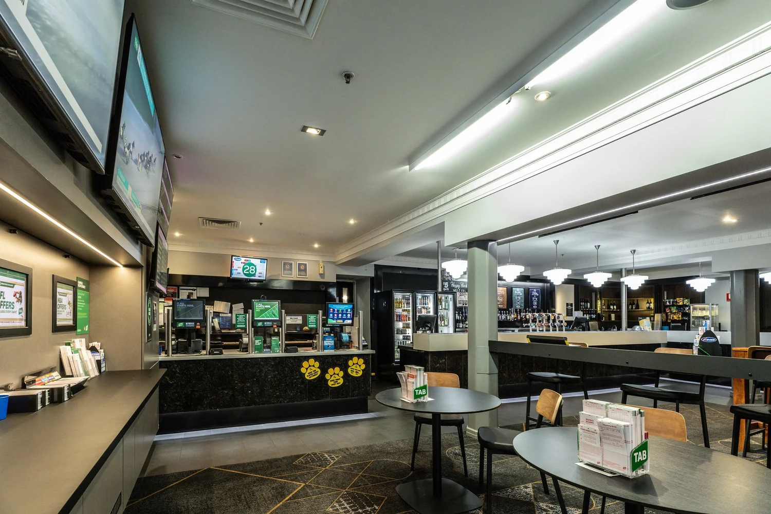 The Main Bar — Hotel Renmark