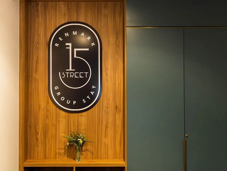 Group Stay — Hotel Renmark