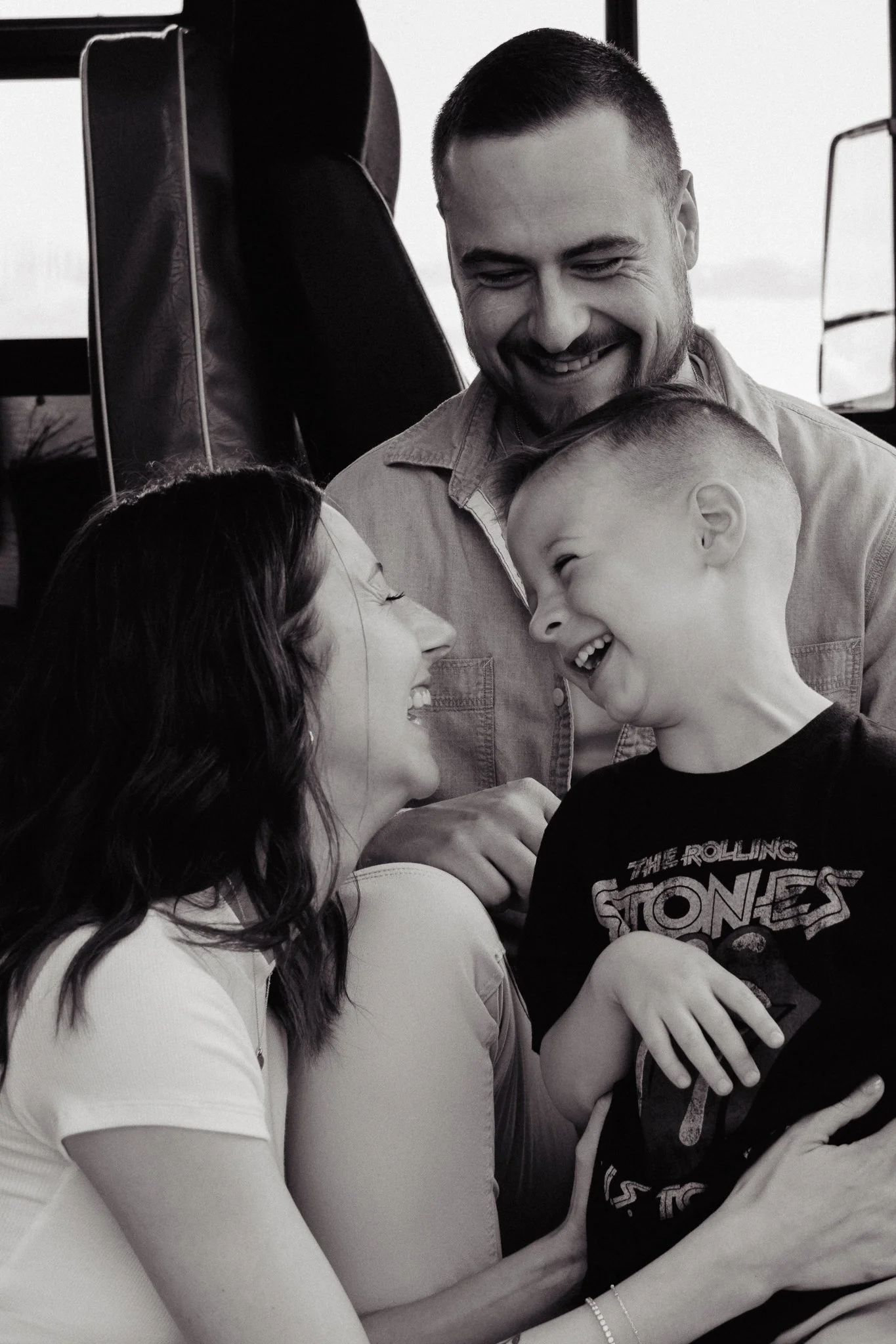 School Bus Photoshoot, FUN Back To School Photos — Your Story Creative Co