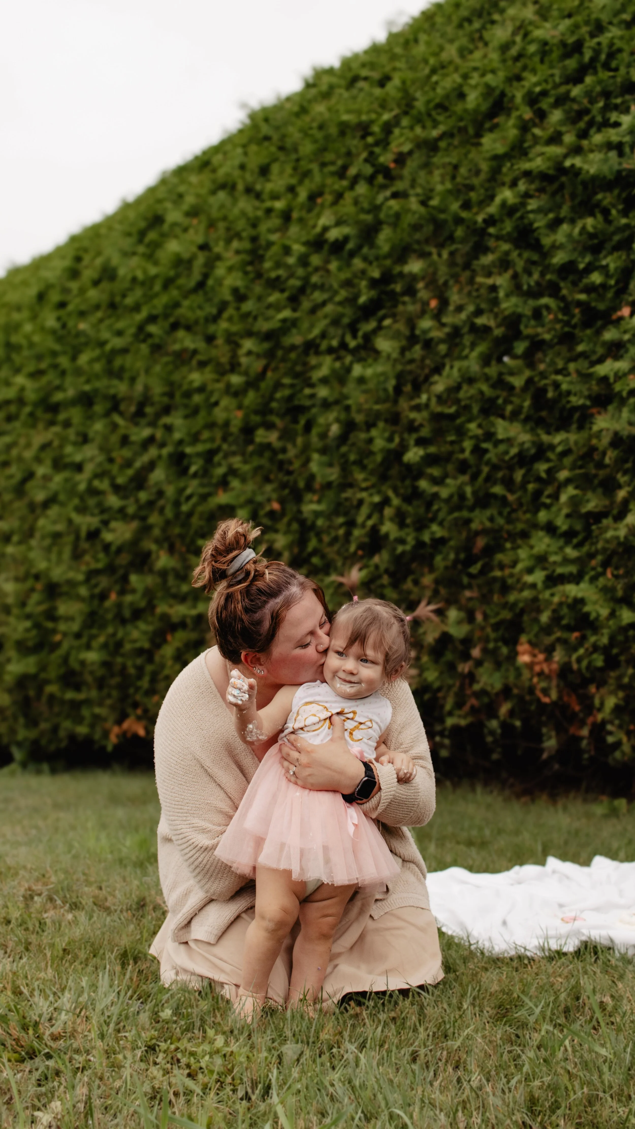 School Bus Photoshoot, FUN Back To School Photos — Your Story Creative Co