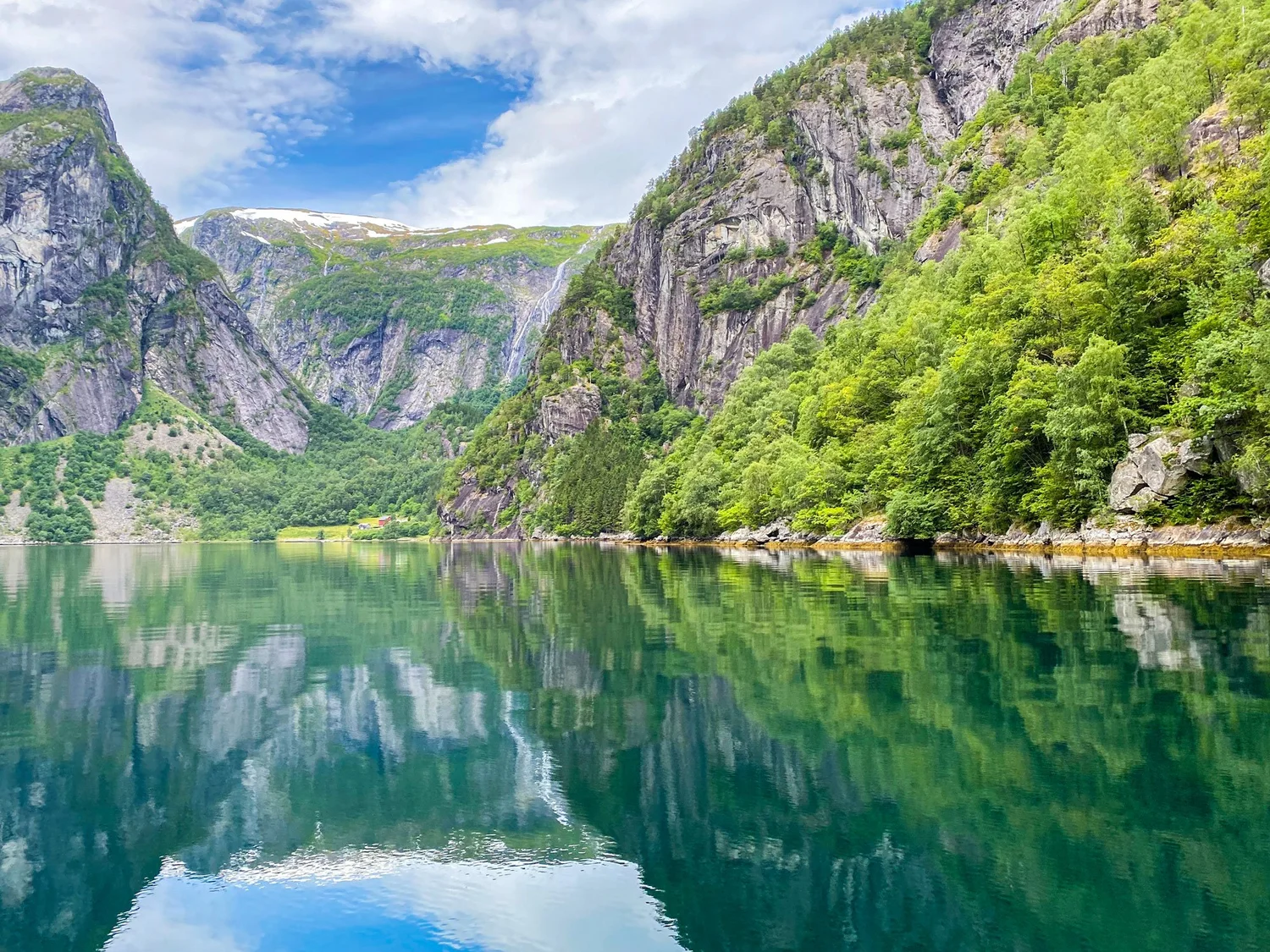 RIB to Finnabotn — Vik Adventure