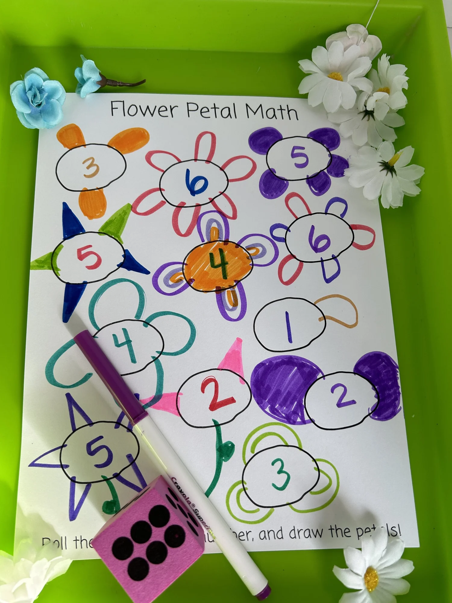 Flower Petal Math Activity [free download] — My Preschool Place