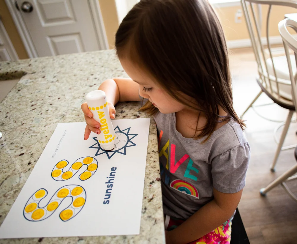 Summer Dot Marker Pages [free download] — My Preschool Place