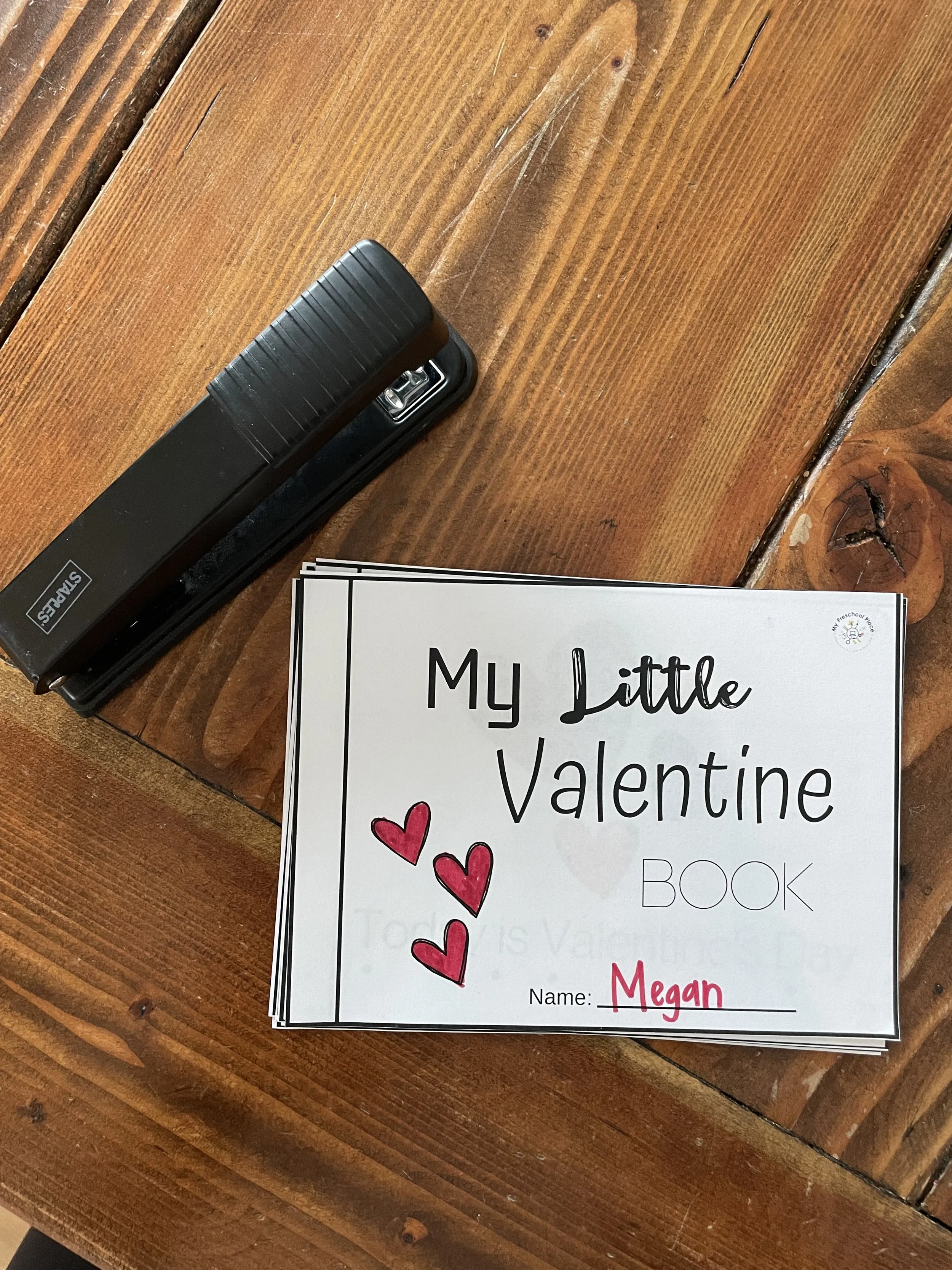Valentine's Day Guided Reader [free download] — My Preschool Place