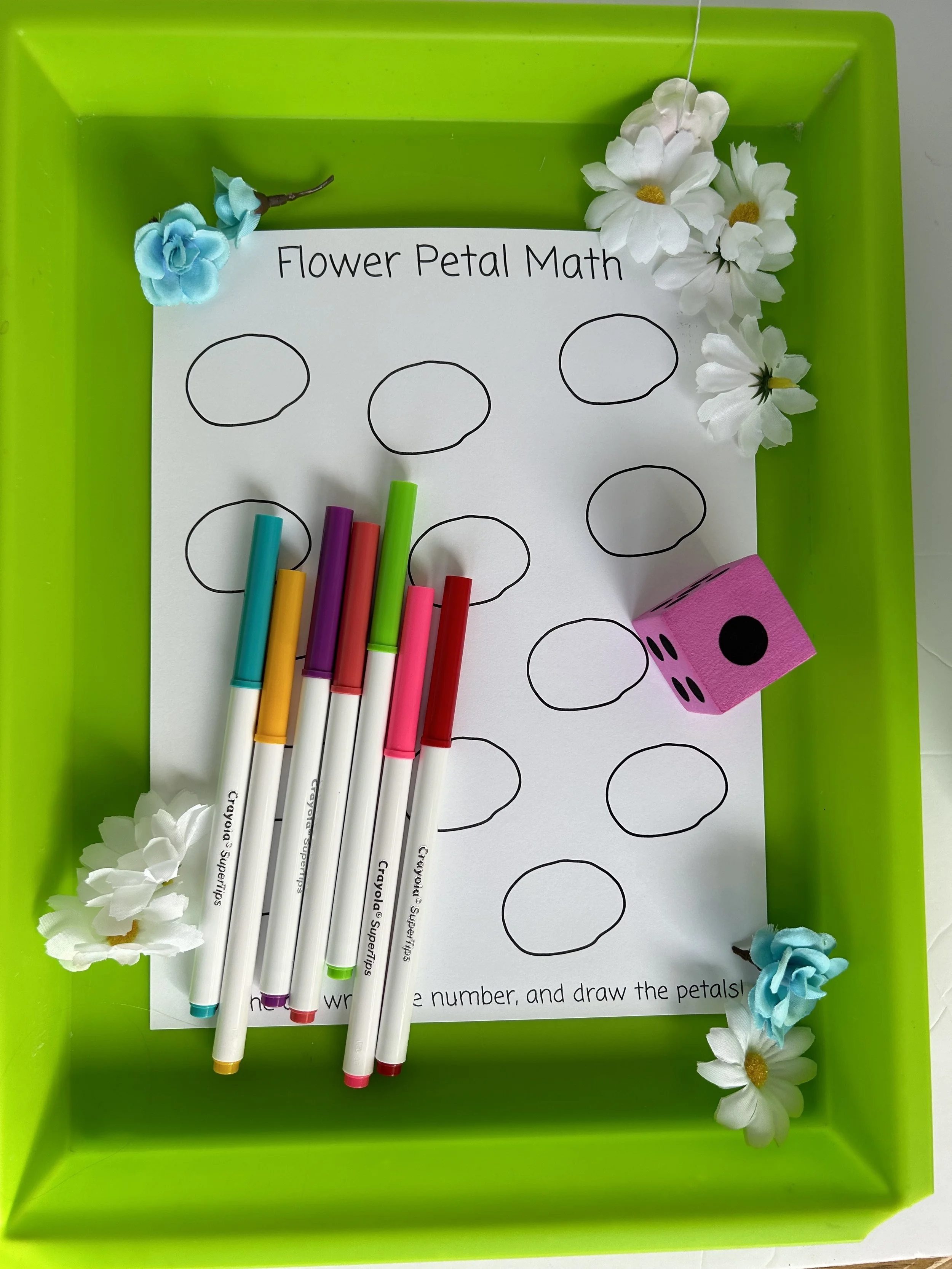 Flower Petal Math Activity [free download] — My Preschool Place