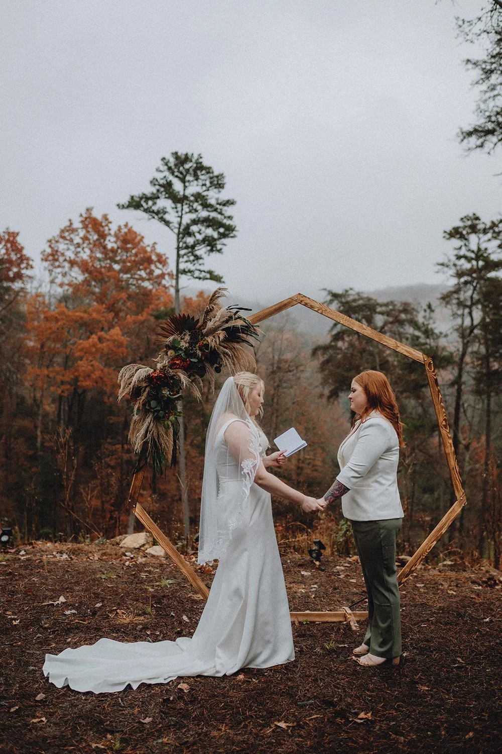 Mikayla and Montana's Fall Elopement in Blue Ridge, Georgia — Summit ...
