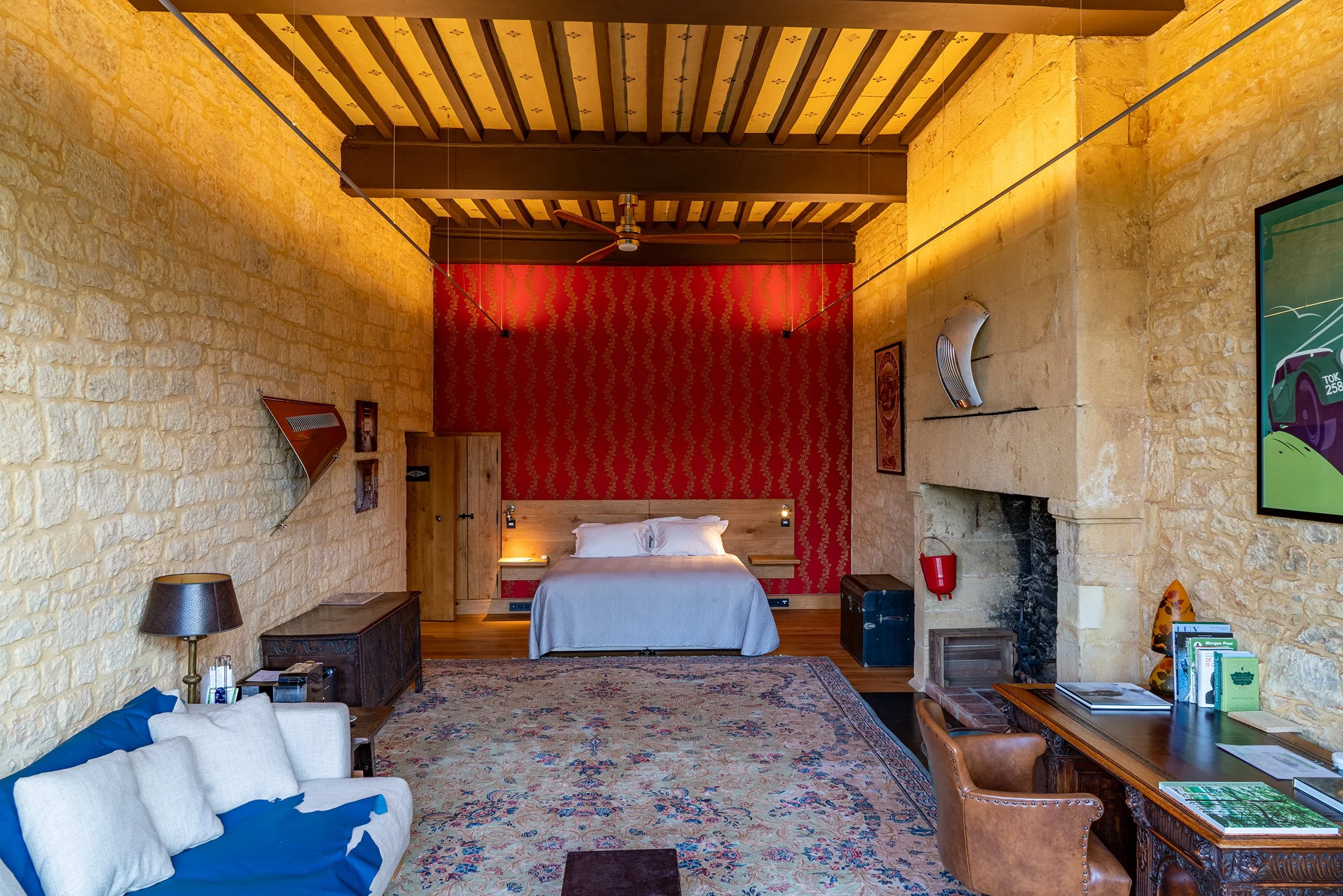 ROOMS — CLUB DES AUTOS - Chateau de Sermet