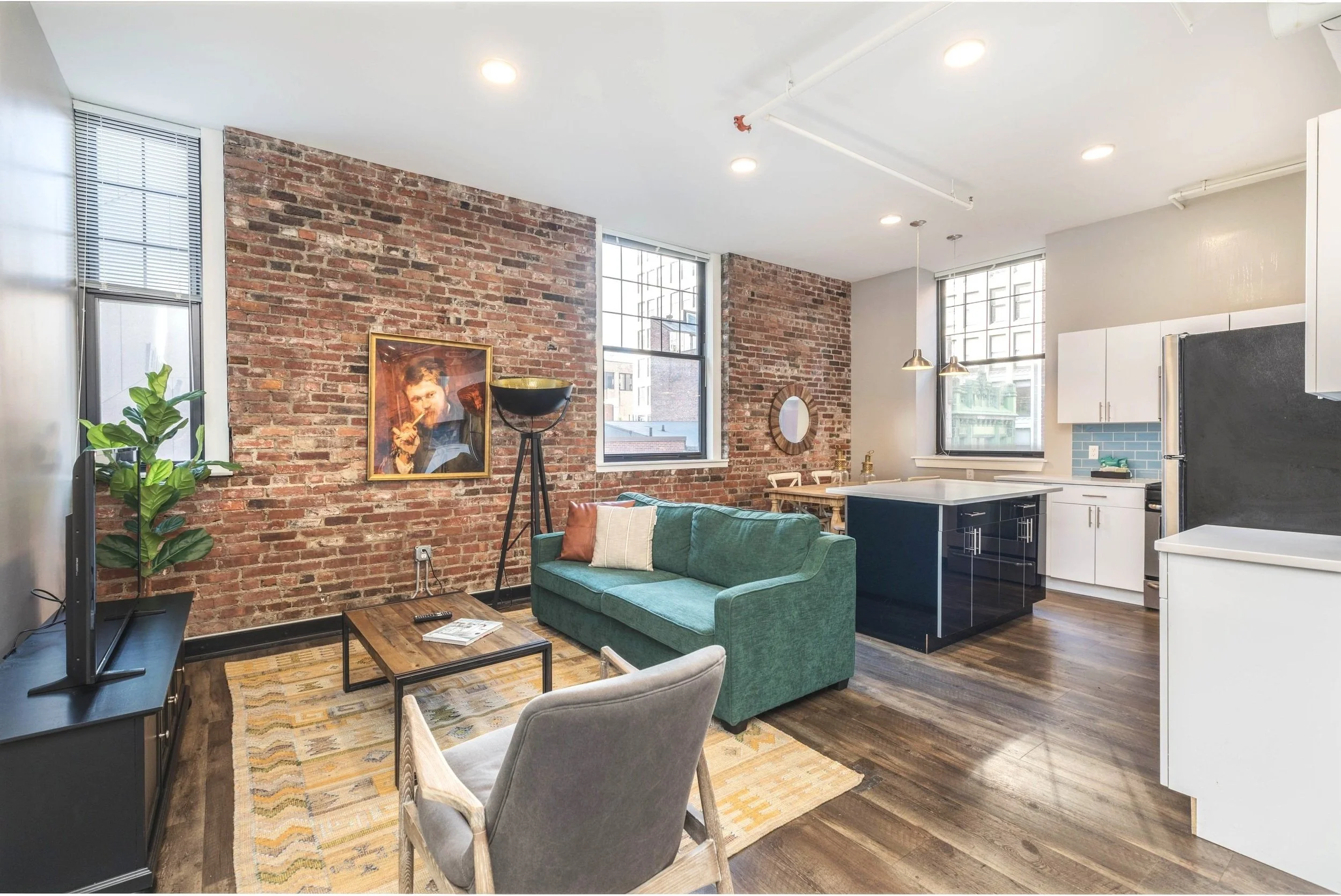 6 Hamilton: Modern Luxury Apartment Rentals in Downtown Boston