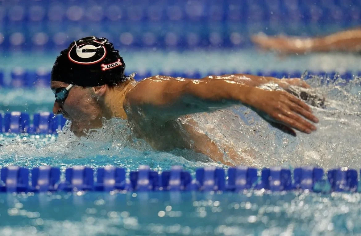 Davis — DART Swimming