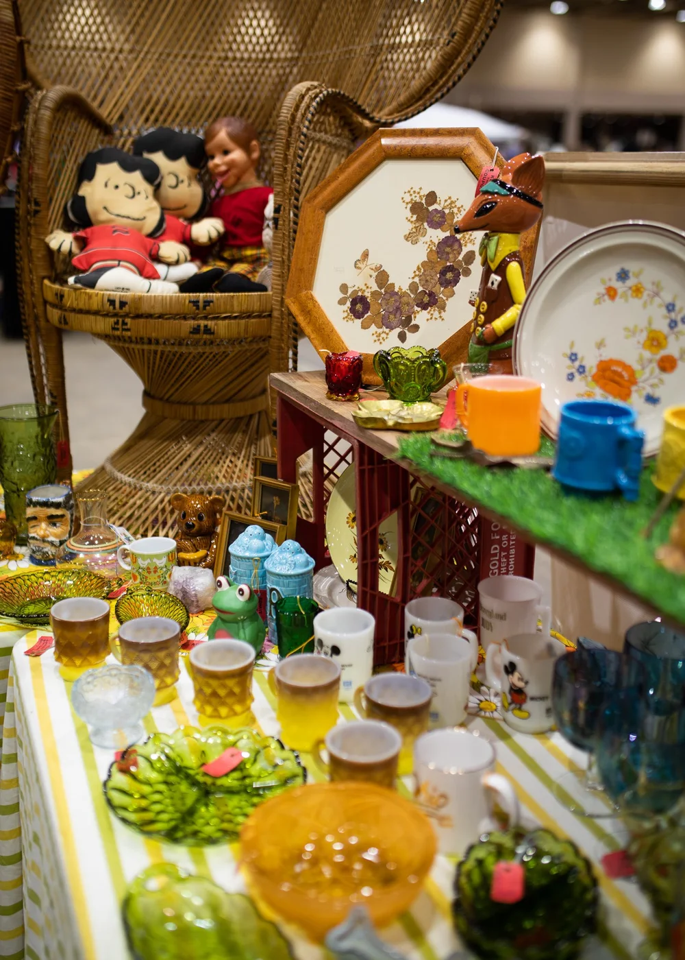 Gallery | Explore Vintage Finds Today — Time Travelers Vintage Expo