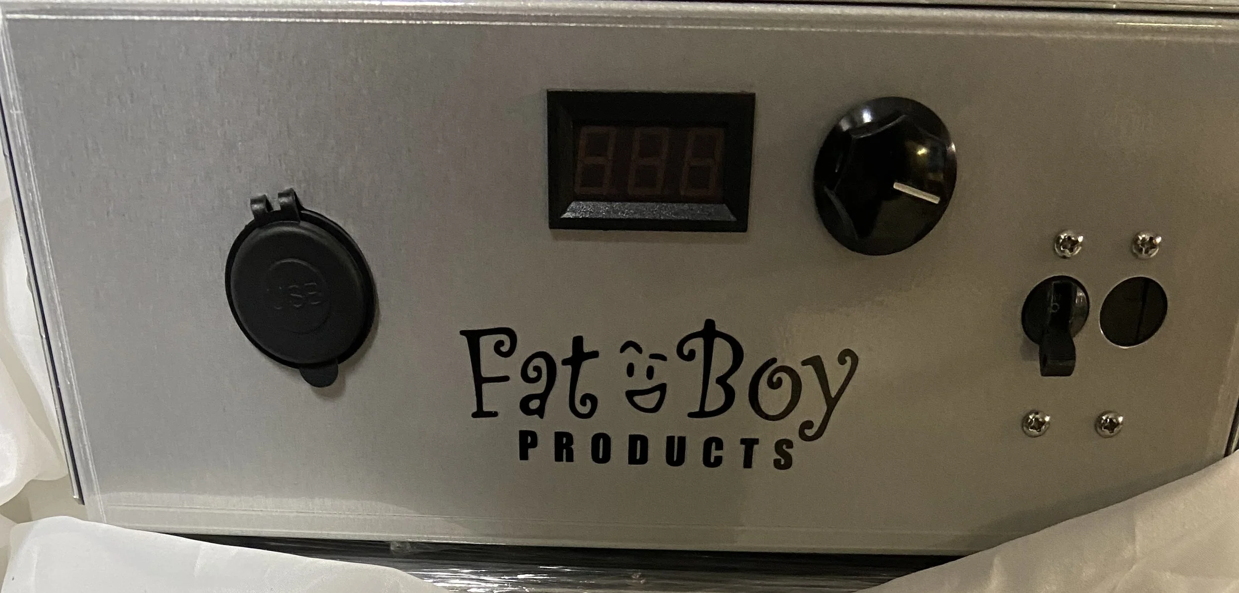 150-250 Amp Regulated Power Supply with Variable — ICA Manufacturing