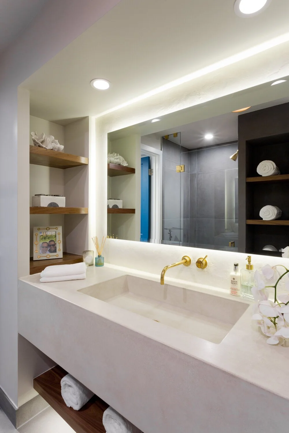 Ultimate Vanity Design Ideas | Laura Roberts Interiors | Laura Roberts ...