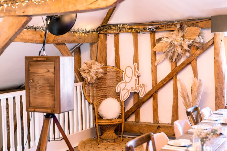 Unique and Chic Photo Booths for Weddings and Baby Showers — CHIC ...