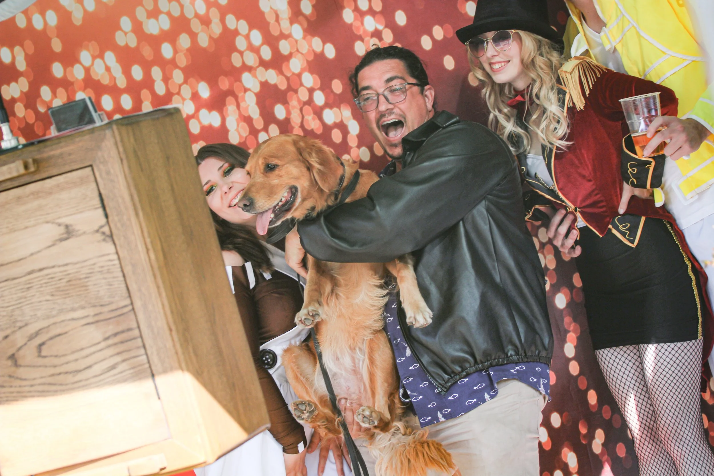 The Best Photo Open-Air Photo Booths For Parties | Photo Chic Booths — CHIC VINTAGE PHOTO BOOTH HIRE