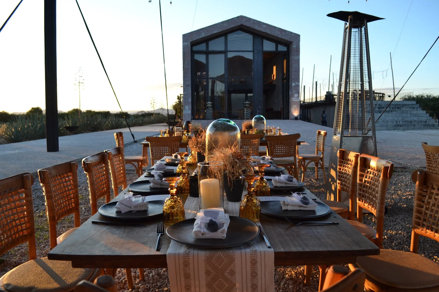 How to Plan a Corporate Retreat Your Team will Love — KindCo - KindCo ...