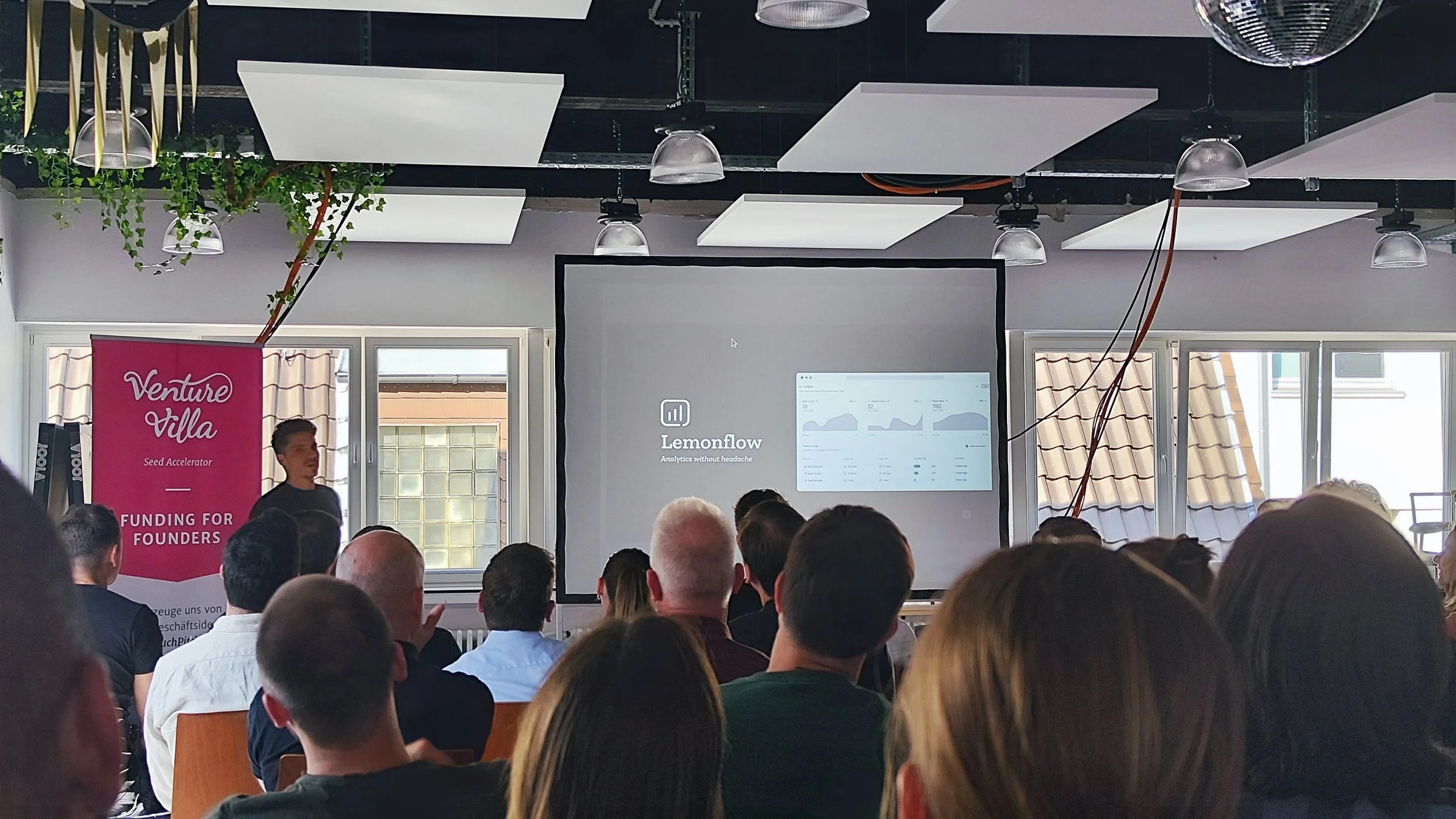 VentureVilla DemoDay - Pitch it! — FUTUR X – Innovation as a service