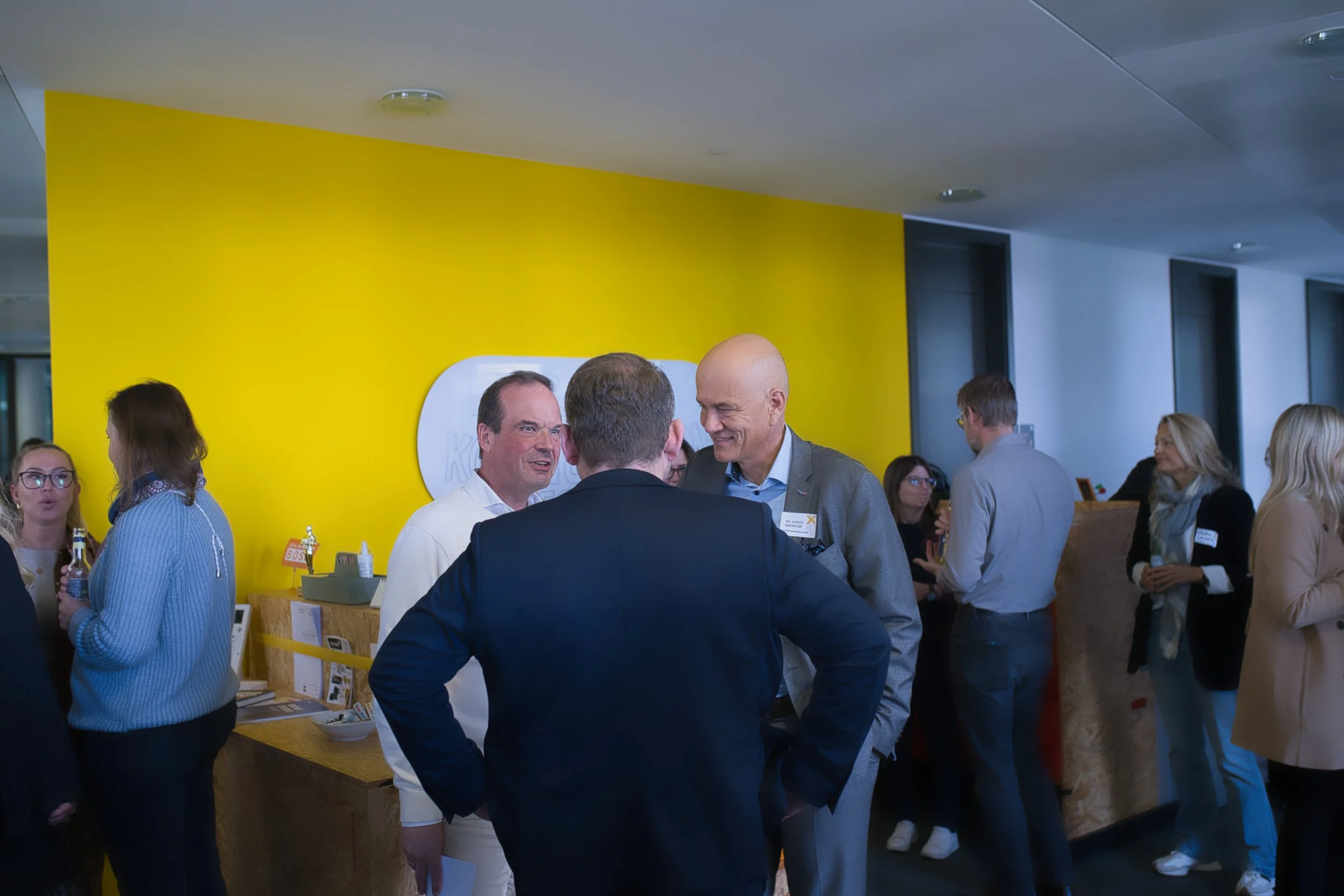 Premiere - FUTUR X Open(ing) — FUTUR X – Innovation as a service