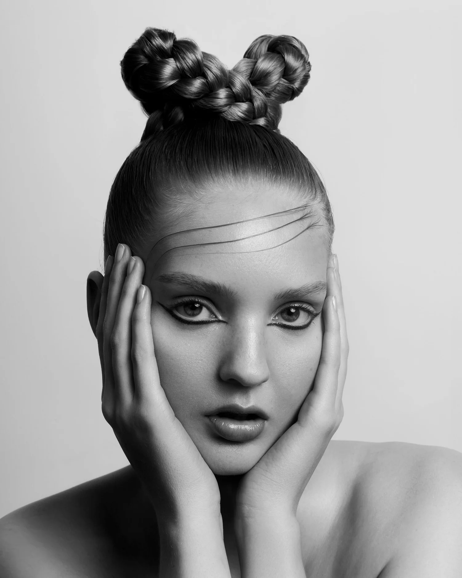 Jessica Bader - German Fashion and Beauty Photographer