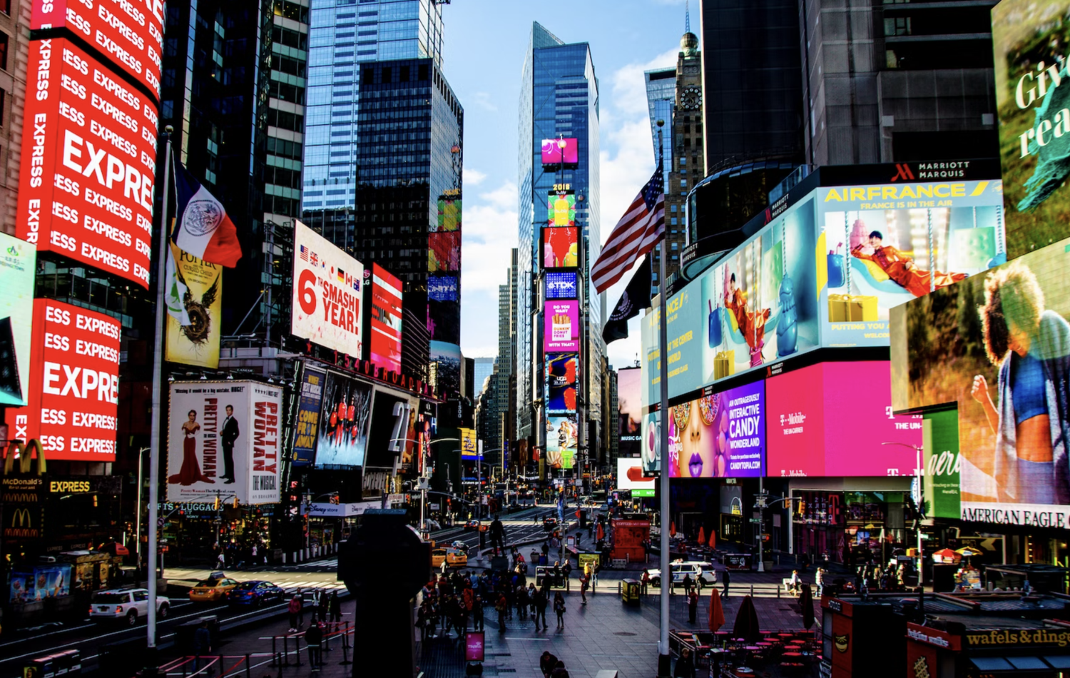 Hotel Rooms & Suites near Times Square - Truss Hotel Times Square
