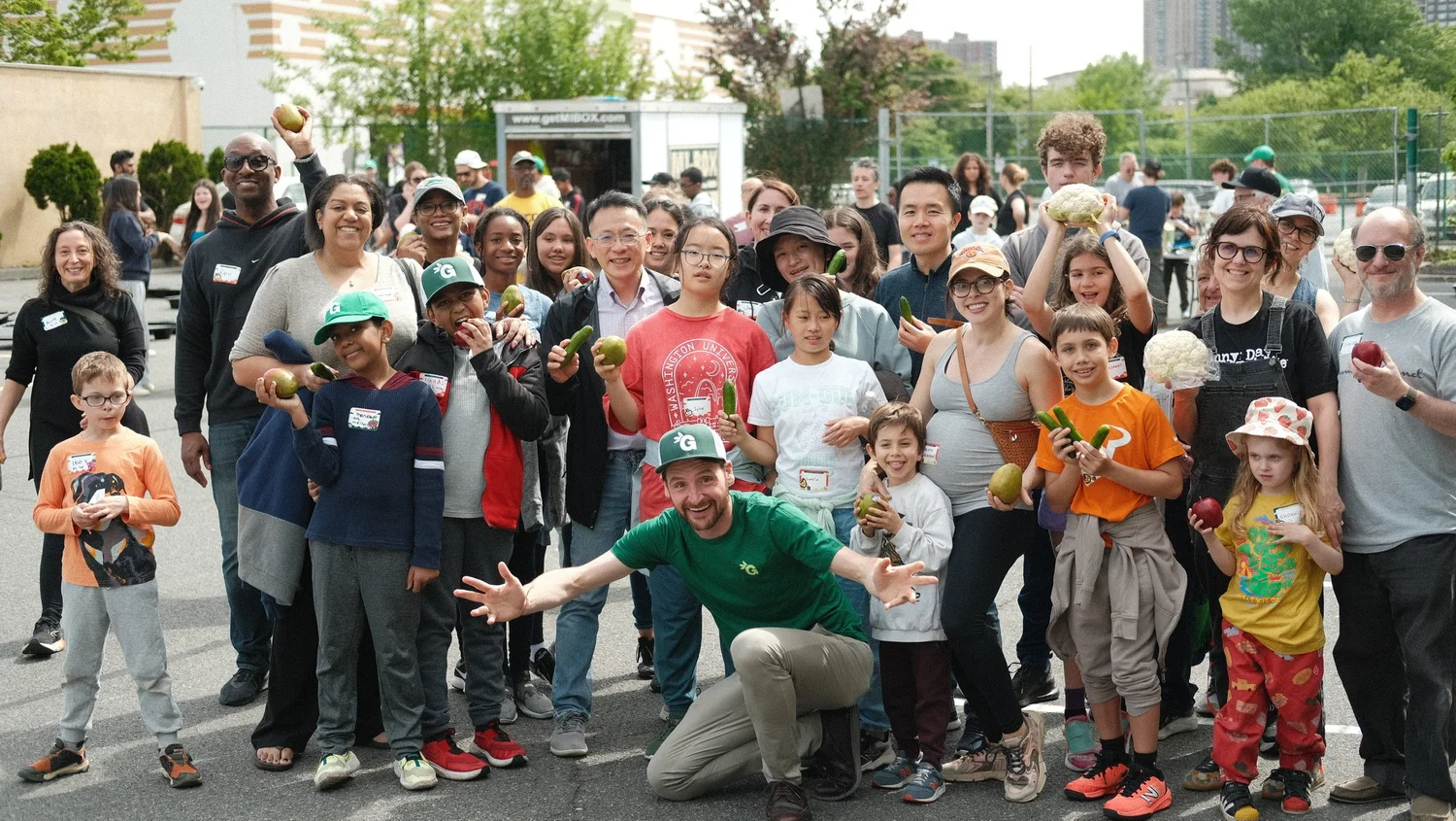 Join a Saturday — Grassroots Grocery