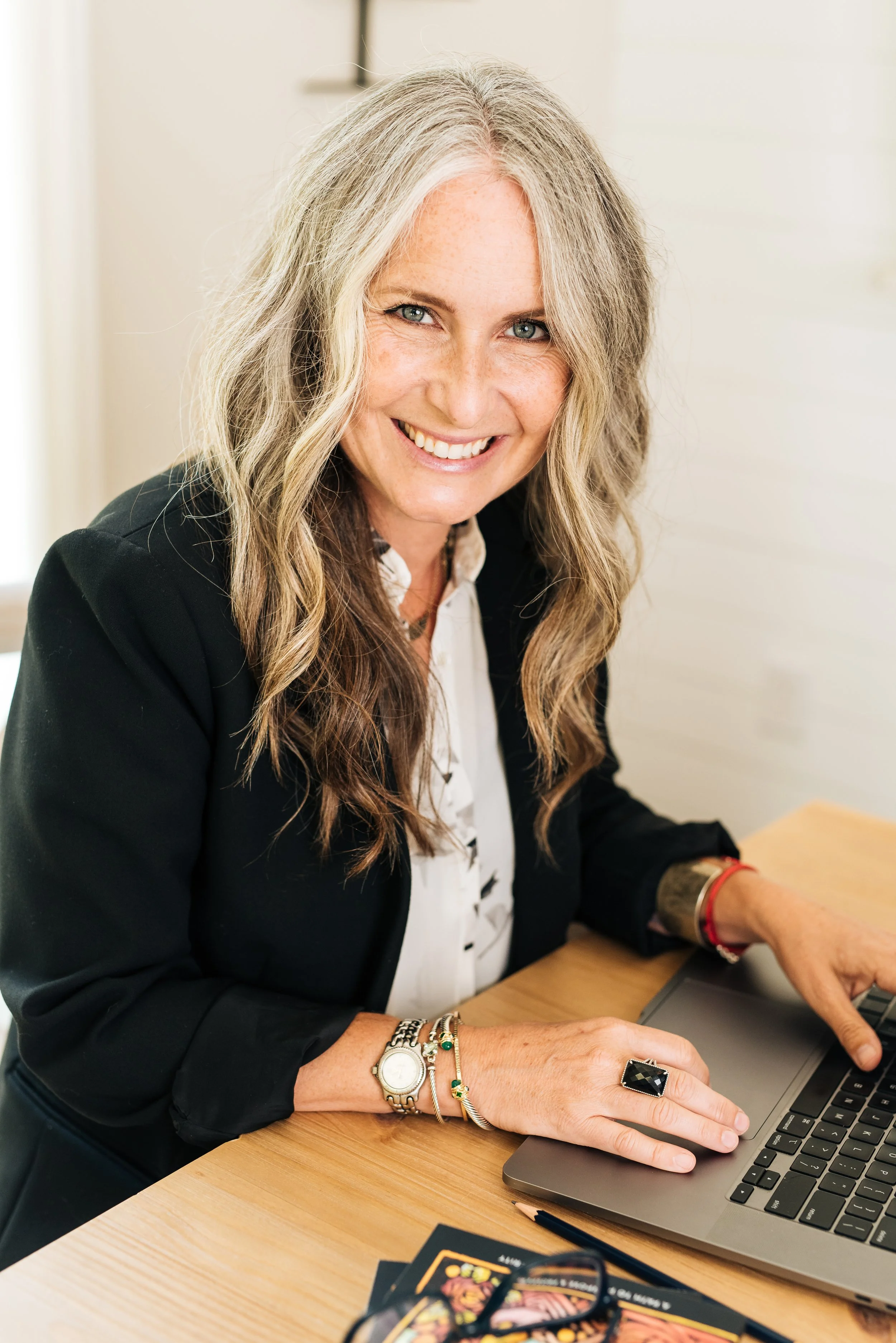Strategic Marketing Consultant | Customer Experience Expert | Molly ...