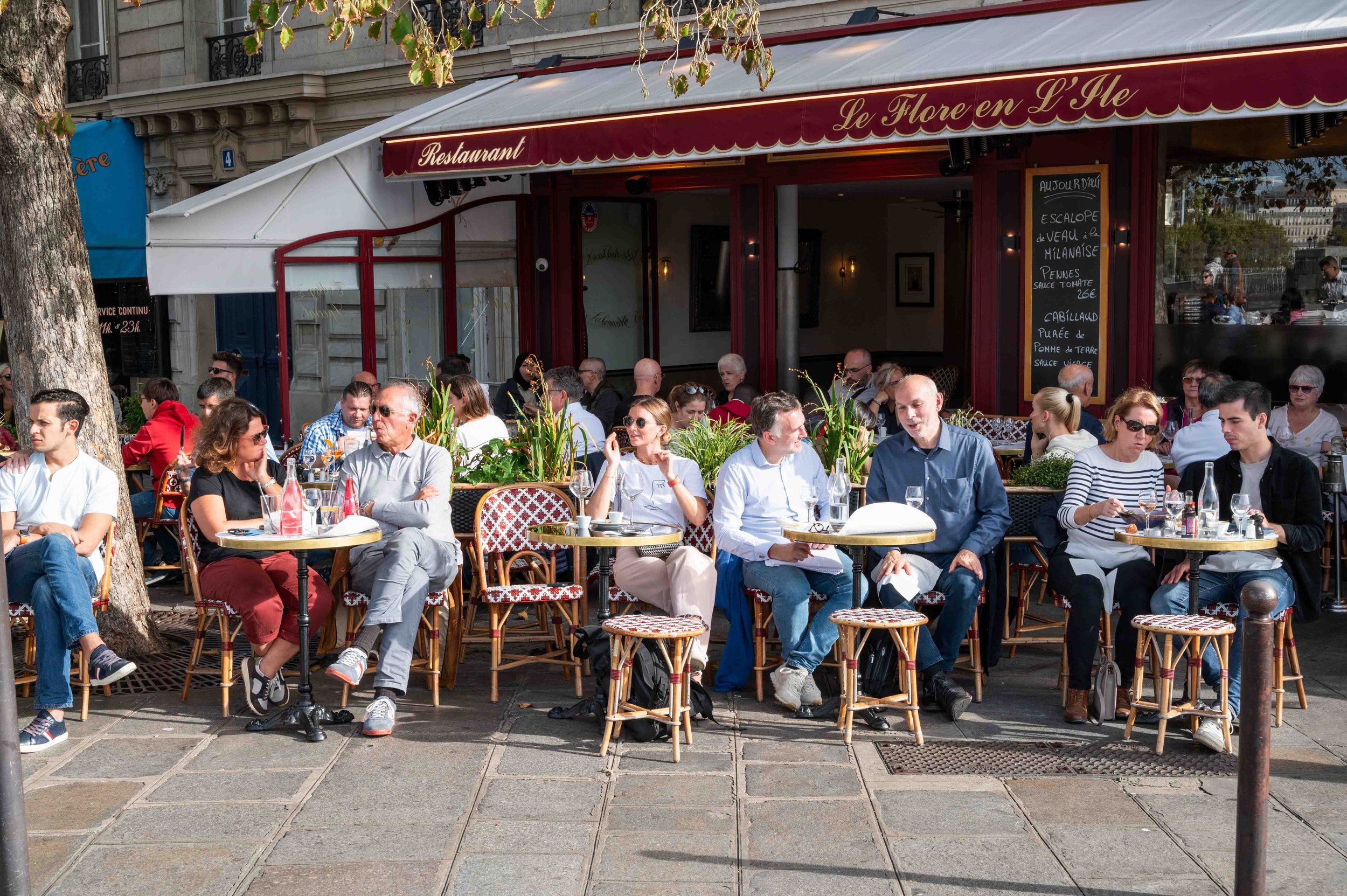 Emily in Paris Tour: Explore all the Iconic Filming Locations of the ...
