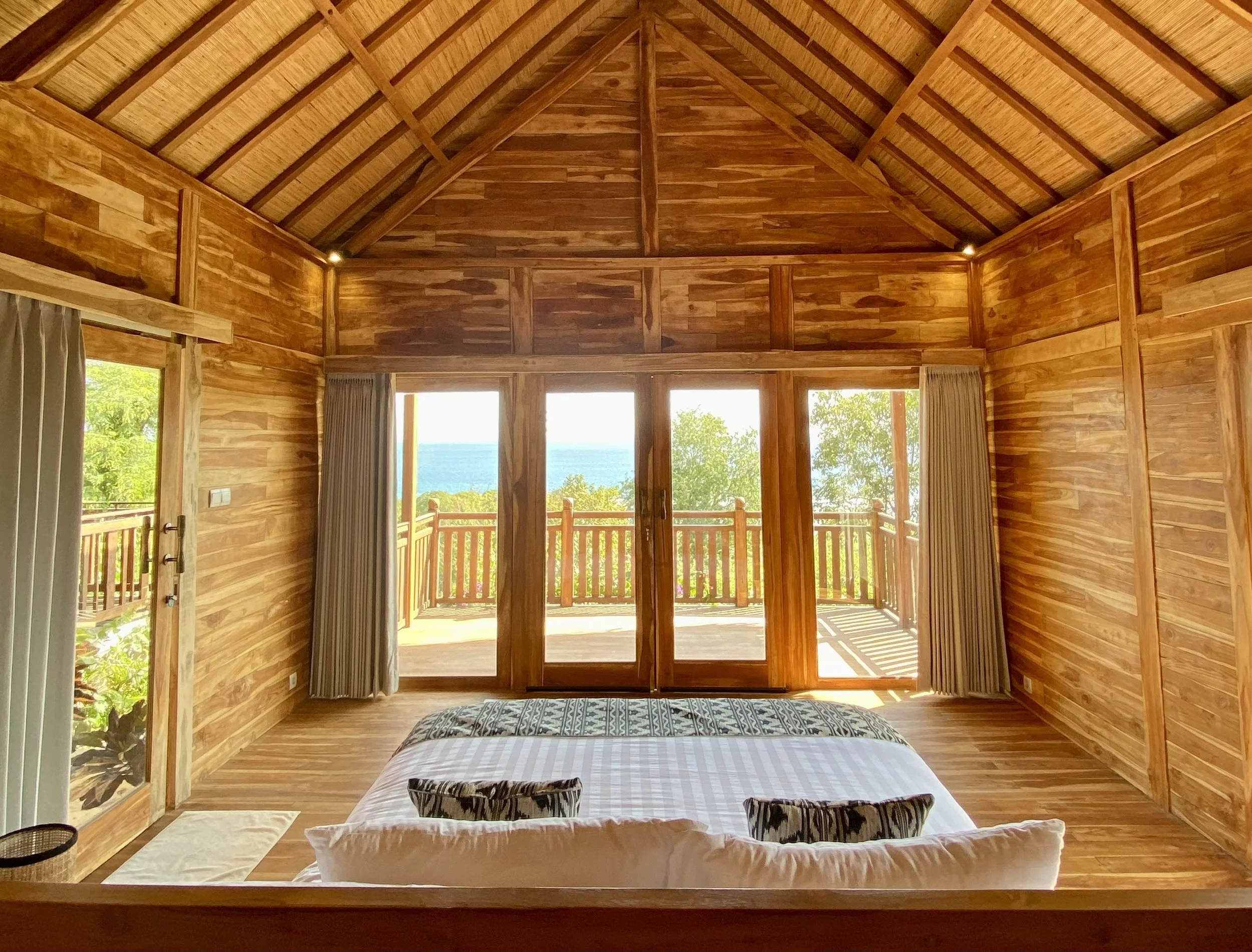 DOUBLE VILLA — Kertasari Lodge