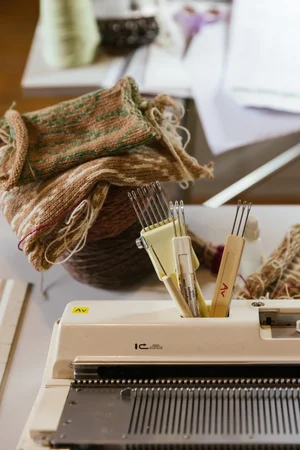 Machine Knitting with the Machine Knit Community