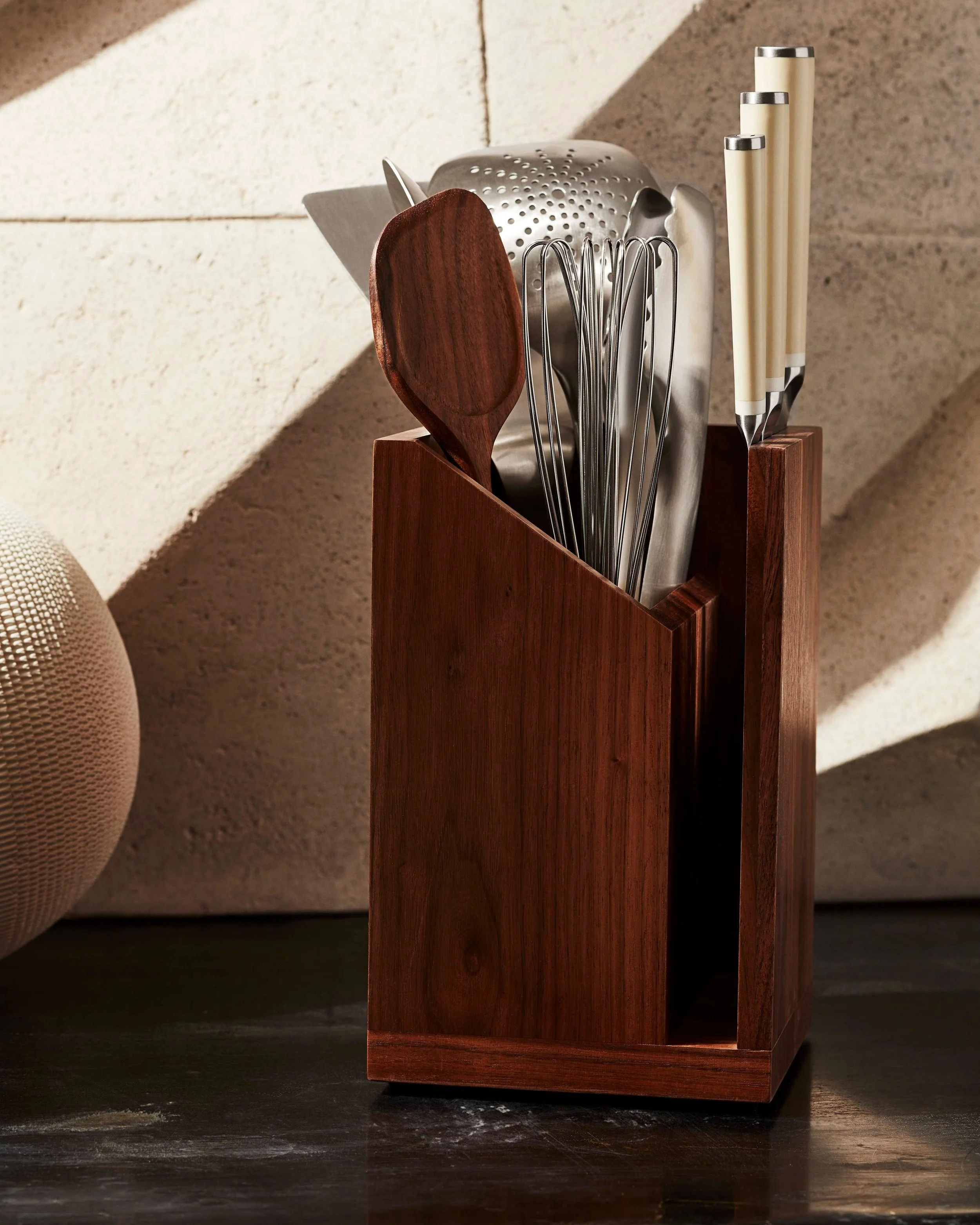 The Kitchen Brand Material Is Having a Major Sale — Kelly Dawson