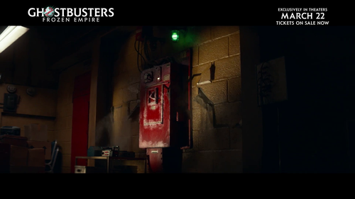 Containment Units — The Ghostbusters Reference Library