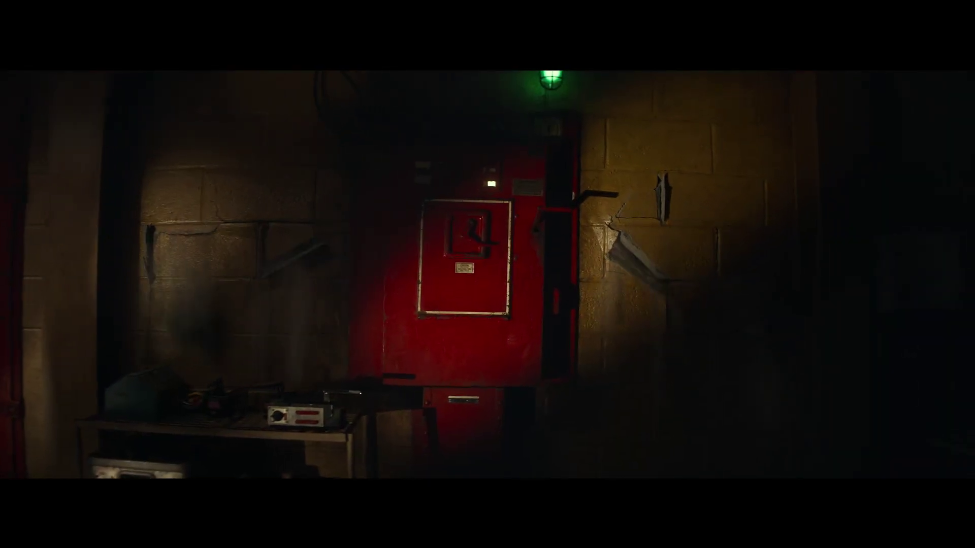 Containment Units — The Ghostbusters Reference Library