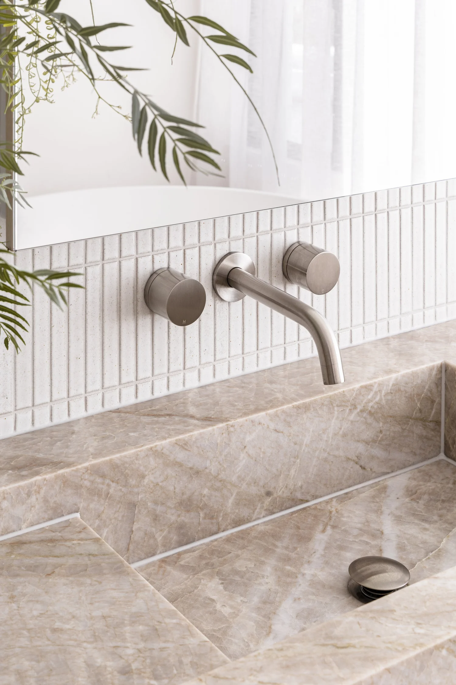 MONTAGO — Studio Yugen