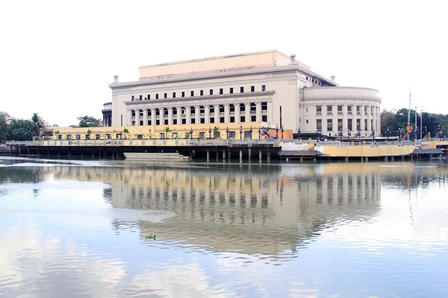 Pasig River Esplanade: A Testament to Urban Renewal and Sustainability ...
