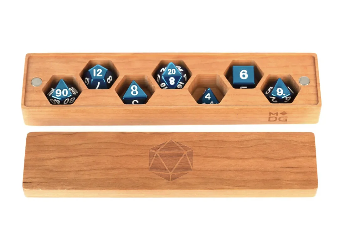 Wooden Cosplay Shield | Dungeon Crate — DUNGEON CRATE