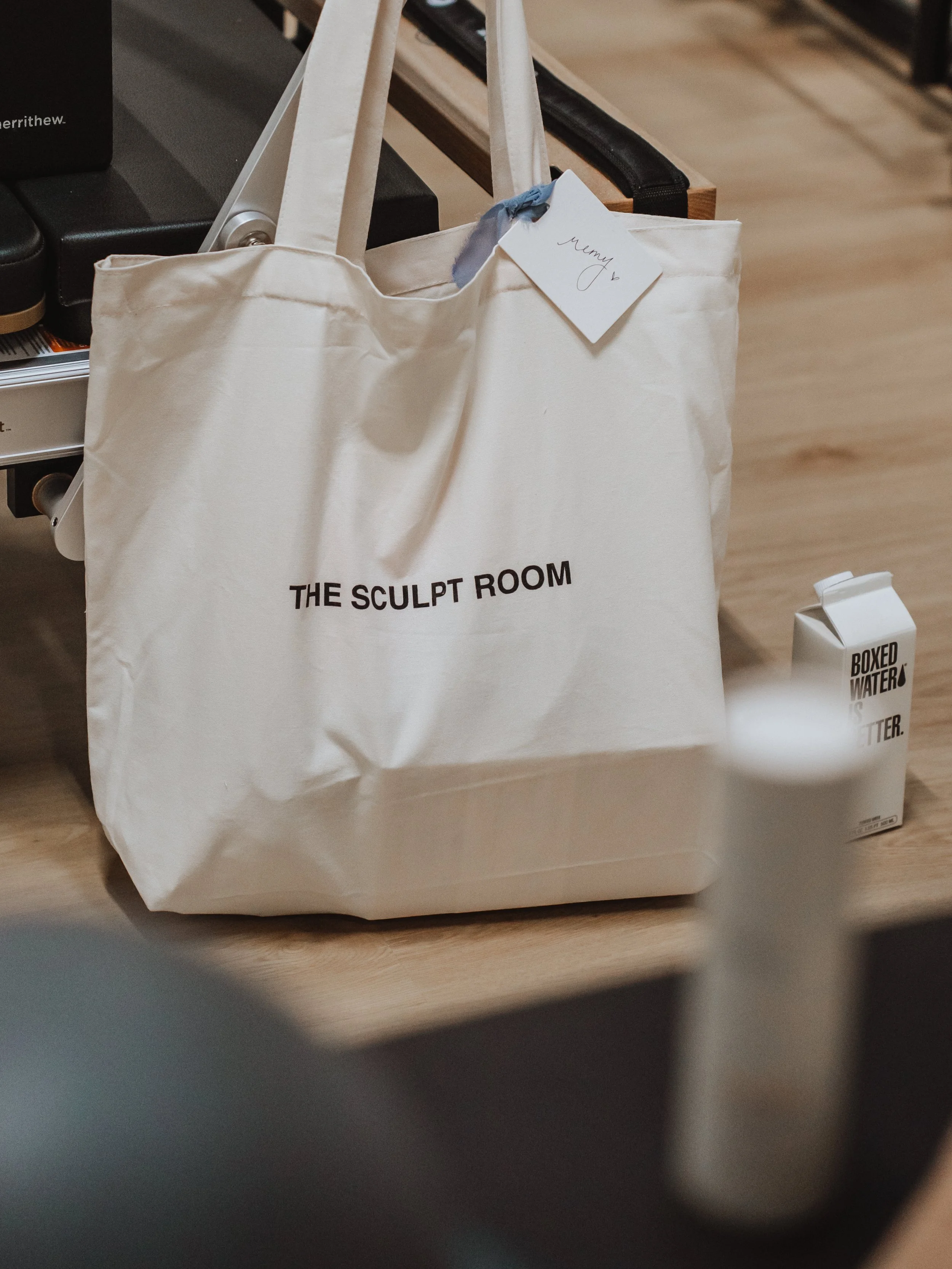THE SCULPT ROOM — BLOND BRANDS