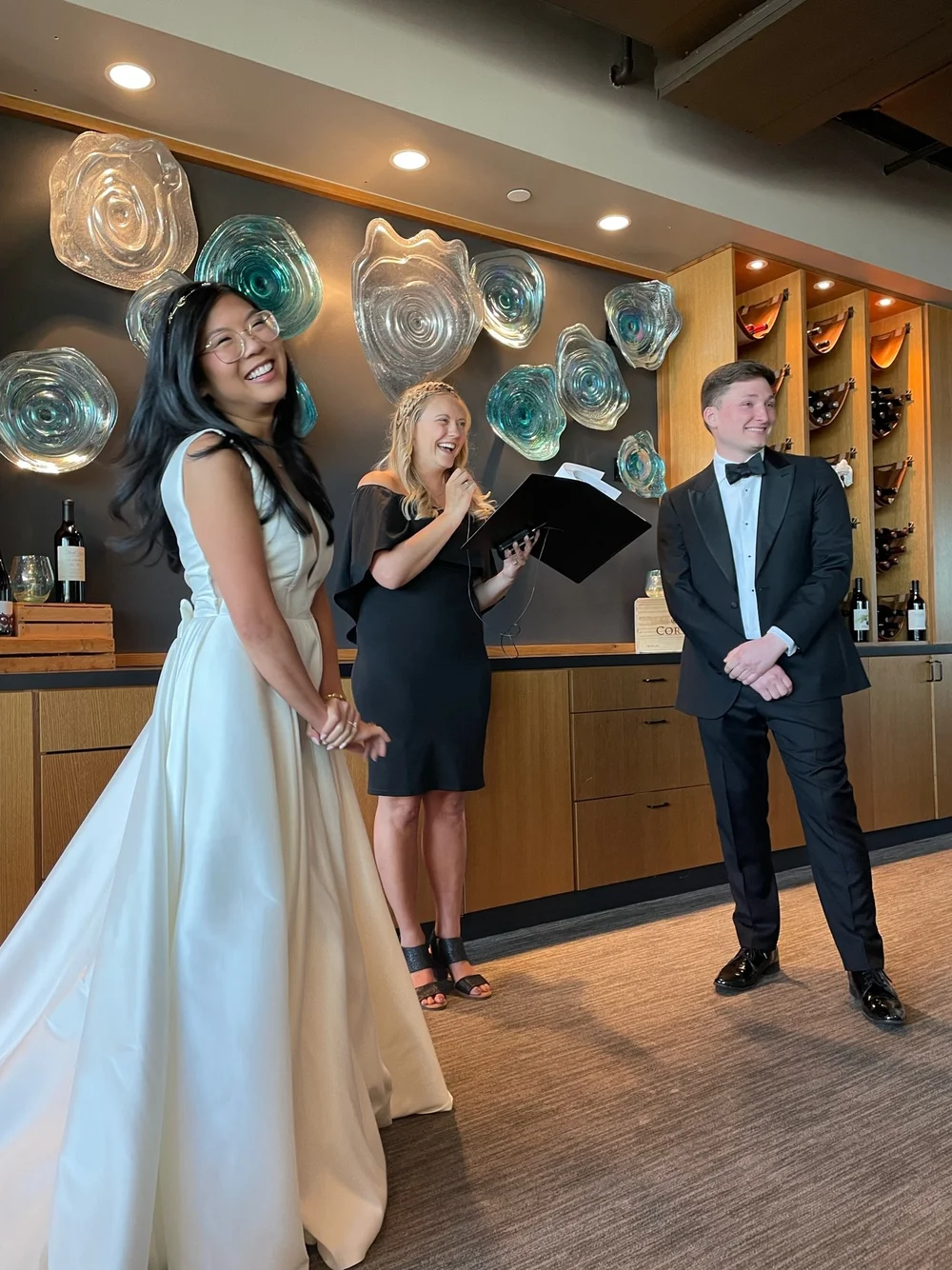 Hillary Lundberg - PNW Wedding Officiant