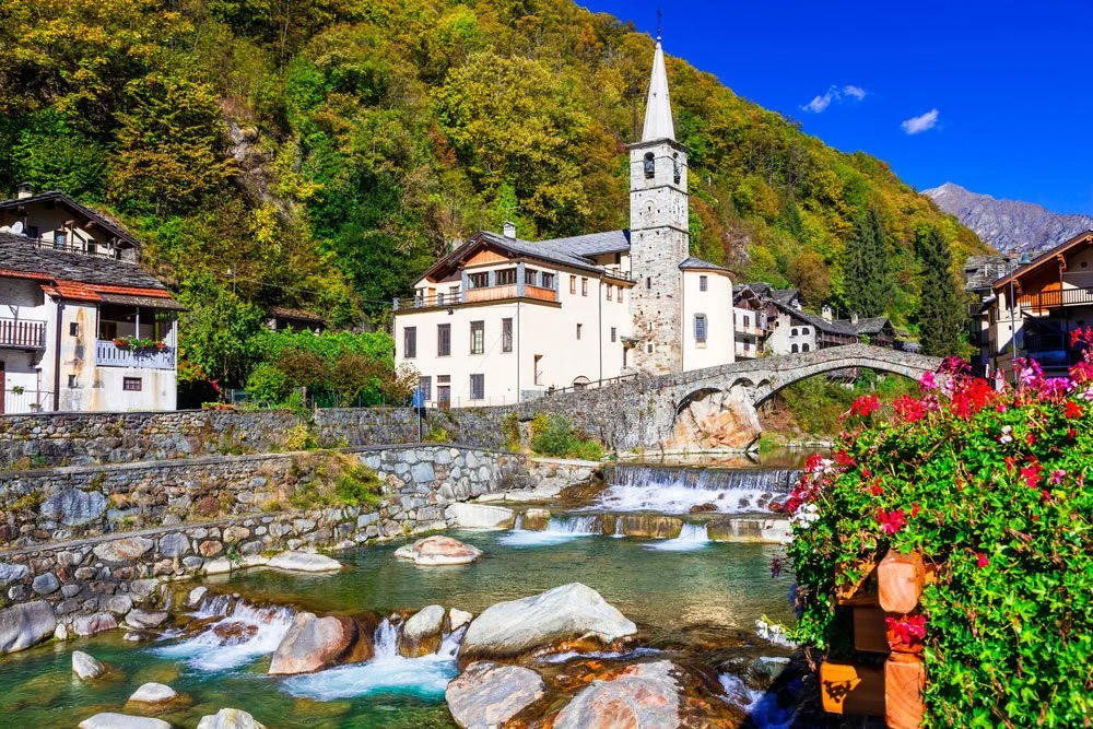 Regions of Italy - Val d'Aosta — Limelight Arts Travel