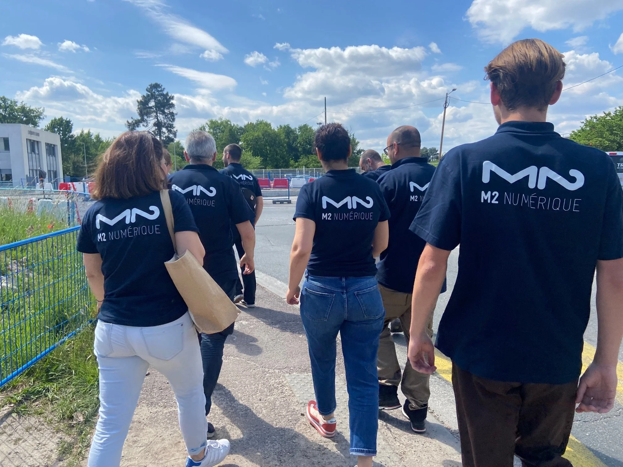 Qui sommes-nous ? - M2 Numérique