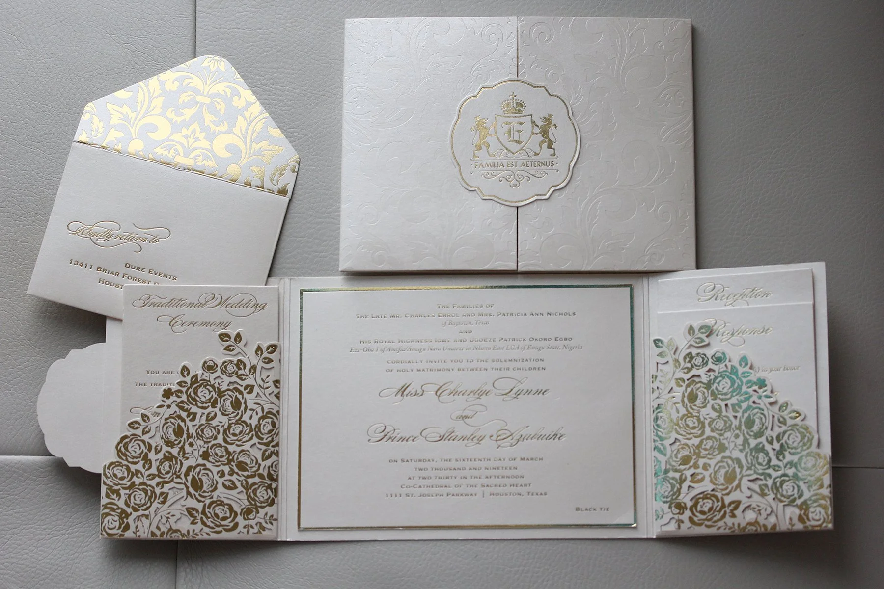 BRITTANY Velvet Pocket Folder — Isabella Invitations