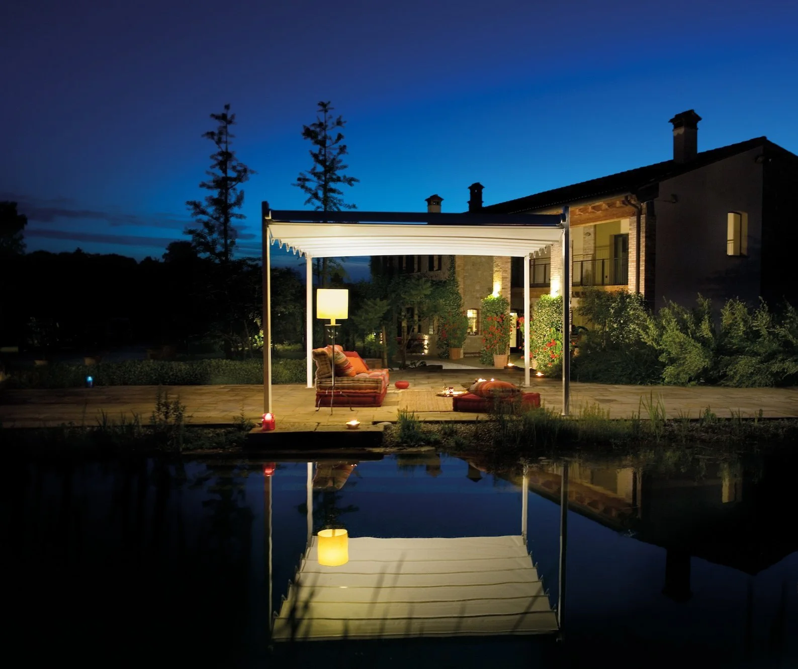 Gibus Med Isola Fly - OutHounds Awnings, Canopies and Pergolas