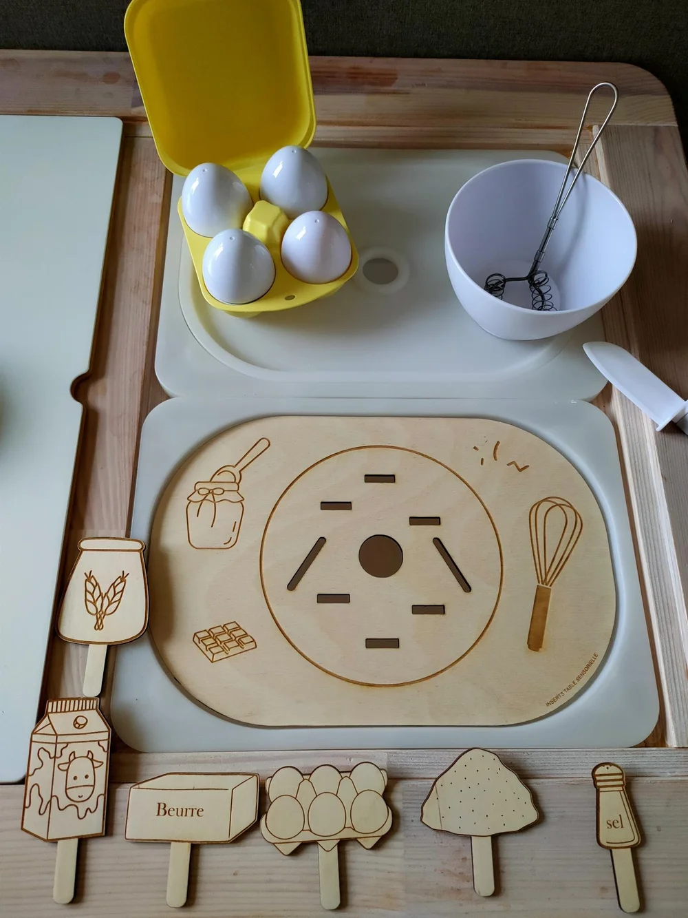 Grand couvercle Pommier pour compter jusqu'à 10 — INSERTS TABLE SENSORIELLE