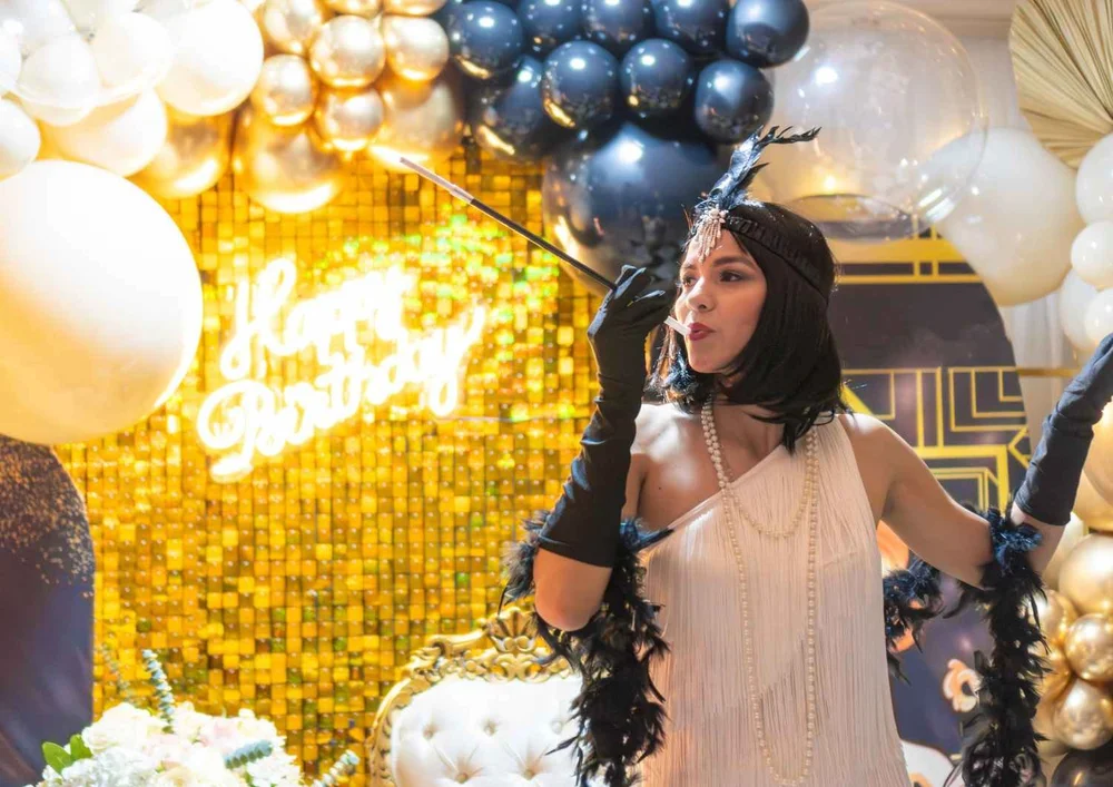 How to Host a Great Gatsby Themed Party in 4 Steps — Weeno Social ...