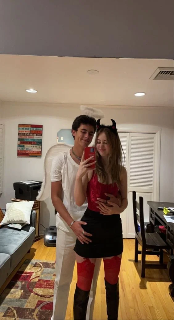 Best Halloween Costume Ideas for Couples — Weeno Social | Party ...