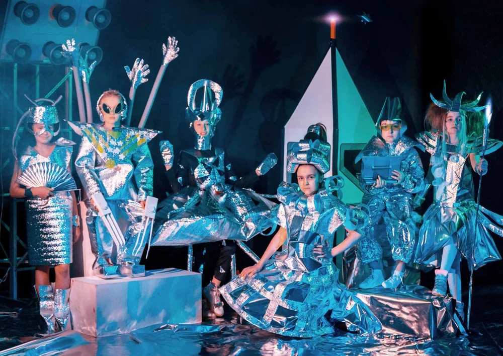 How to Host a Space Themed Party — Weeno Social | Party Planning Made Easy