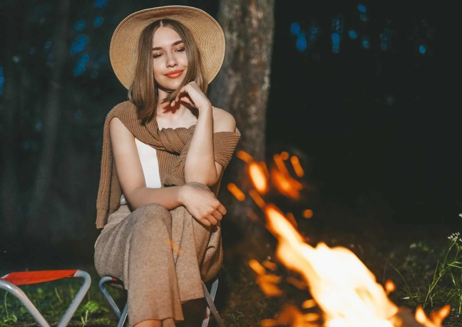 What Do You Wear to Bonfire Night? Women’s Firework Night Outfit Ideas ...