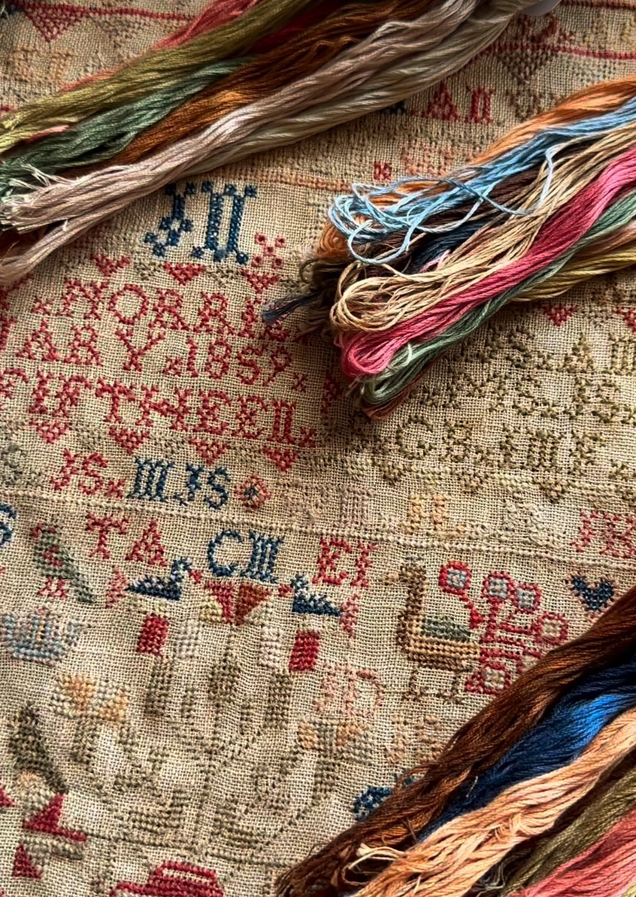 Sampler Stitcher PDF Chart — Lucy Beam