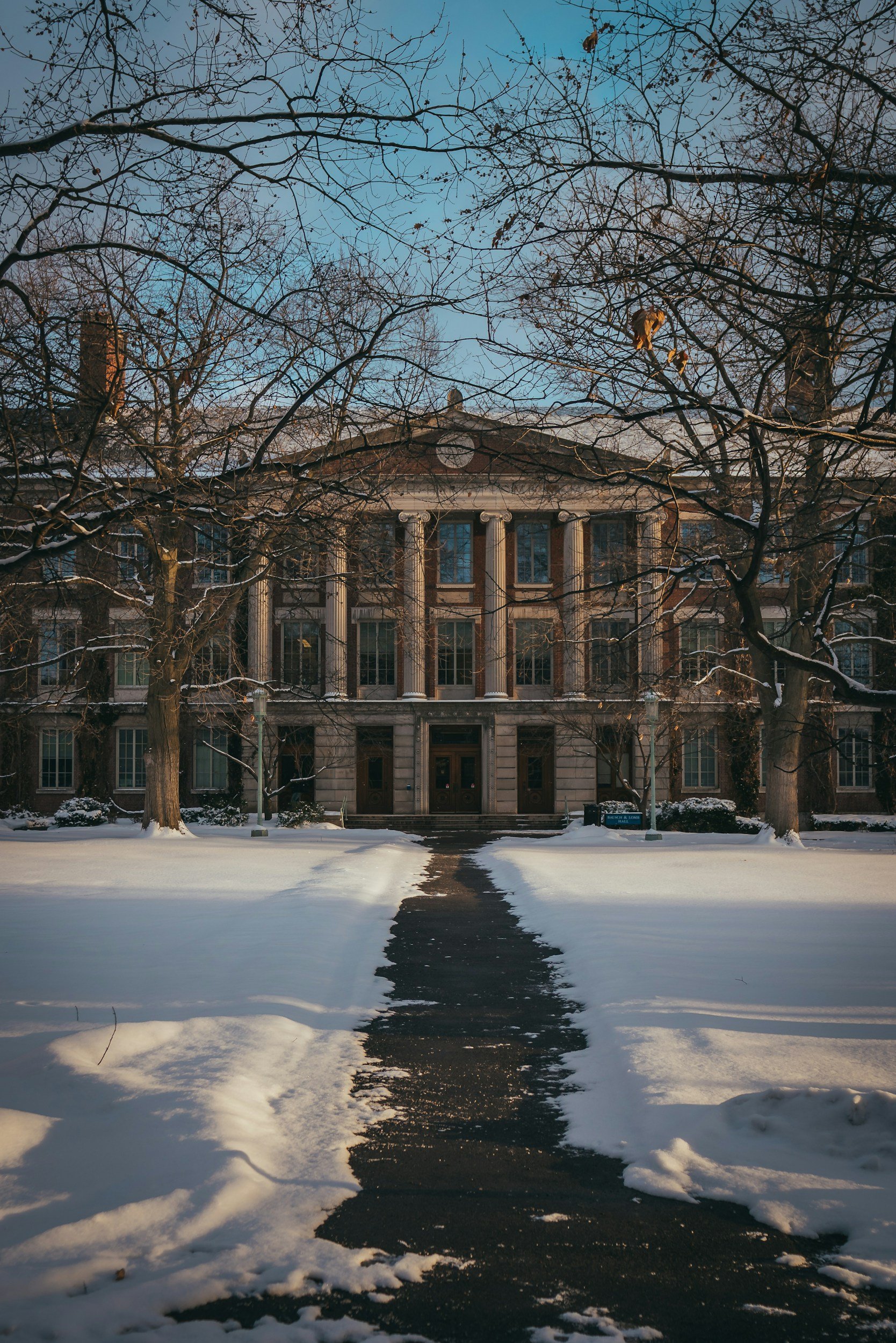 University of Rochester Supplemental Essays Guide 2025-2026 — Cosmic ...