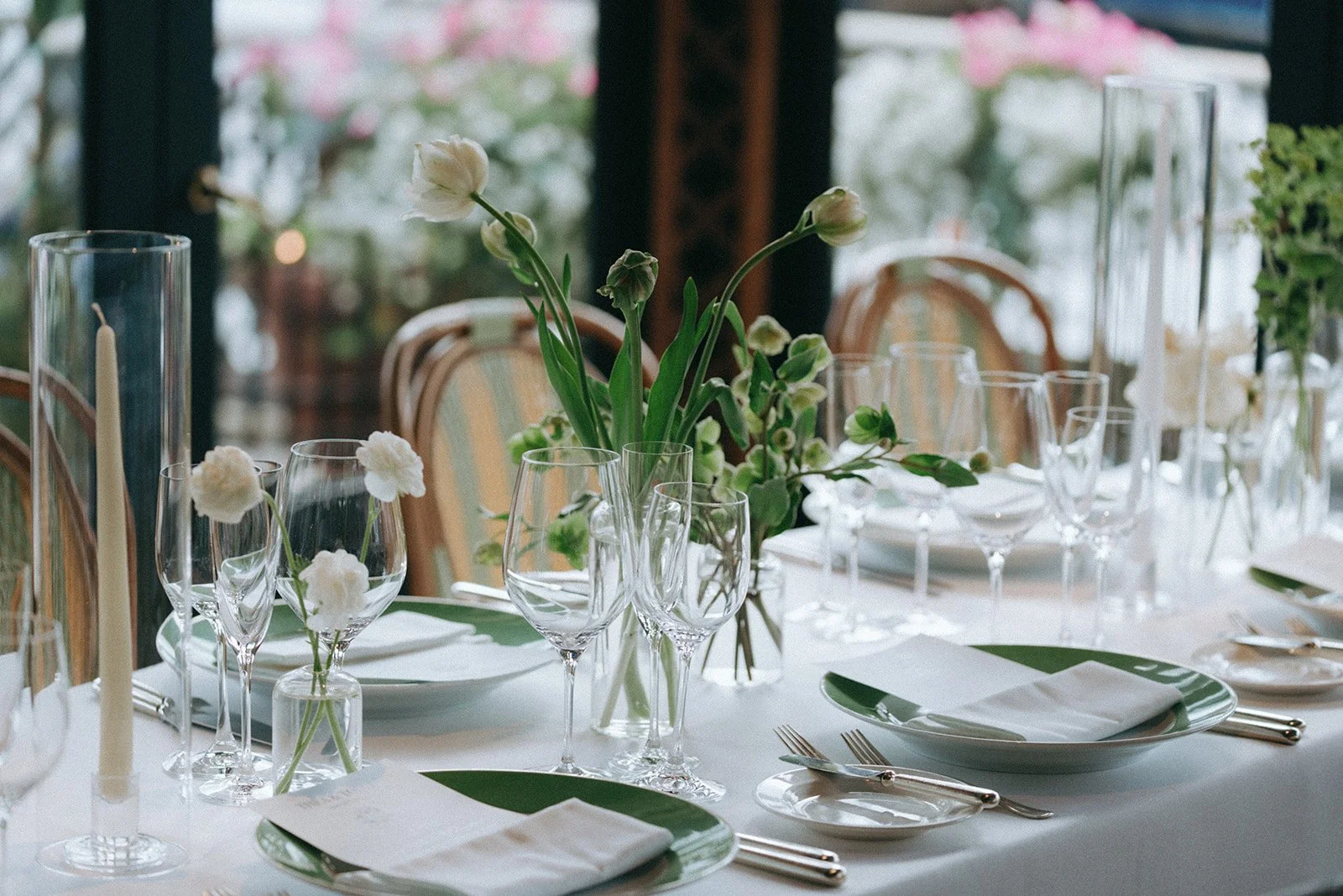 Intimate New York Wedding at The River Café in Brooklyn | BLB Events