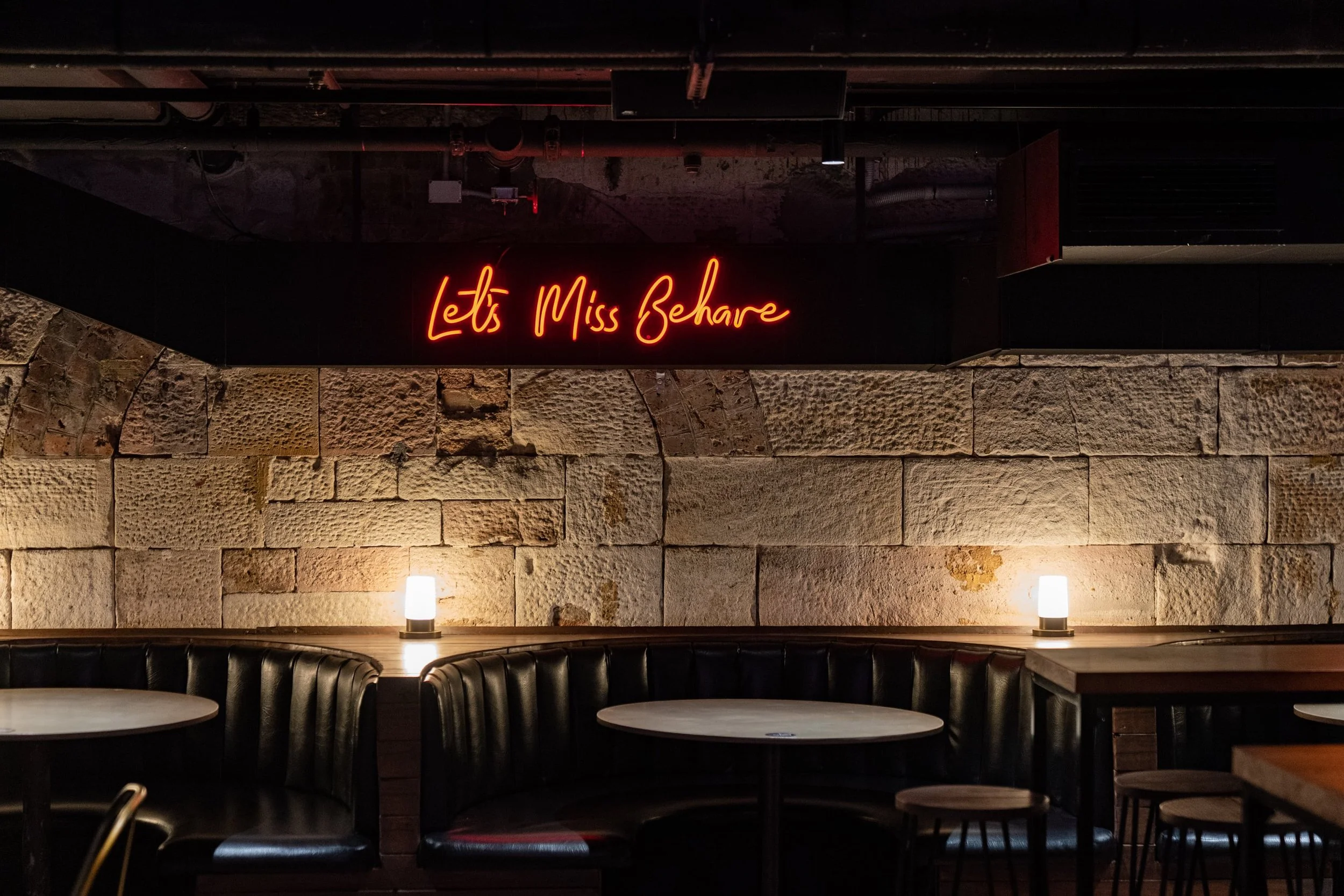 Underground Bar in Brisbane | Restaurant & Live Music Venue