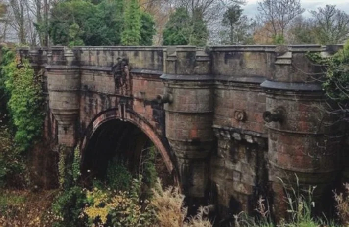 Overtoun Bridge
